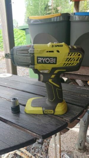Ryobi Mutterdragare | LindeNytt.com